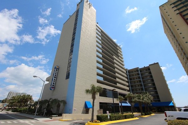 Blue Water Resort (Myrtle Beach,SC) | Private Condo Rentals